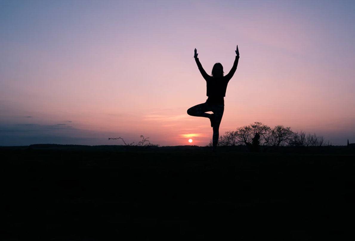 Balancing your Crown Chakra with Essential Oils – Hysses Official